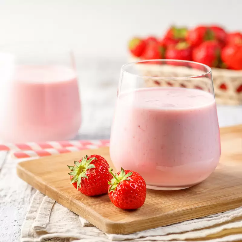 Healthy Strawberry Smoothie | Only 100 Calories No Fat