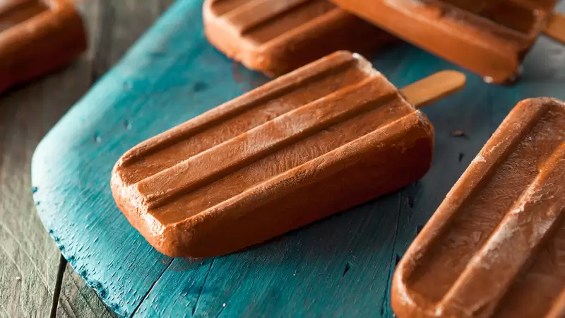 Heart Healthy Chocolate Pudding Pops Recipe