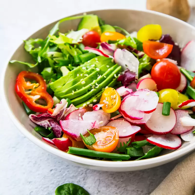 10 Low Calorie Salads for Weight Loss l Filling & Delicious